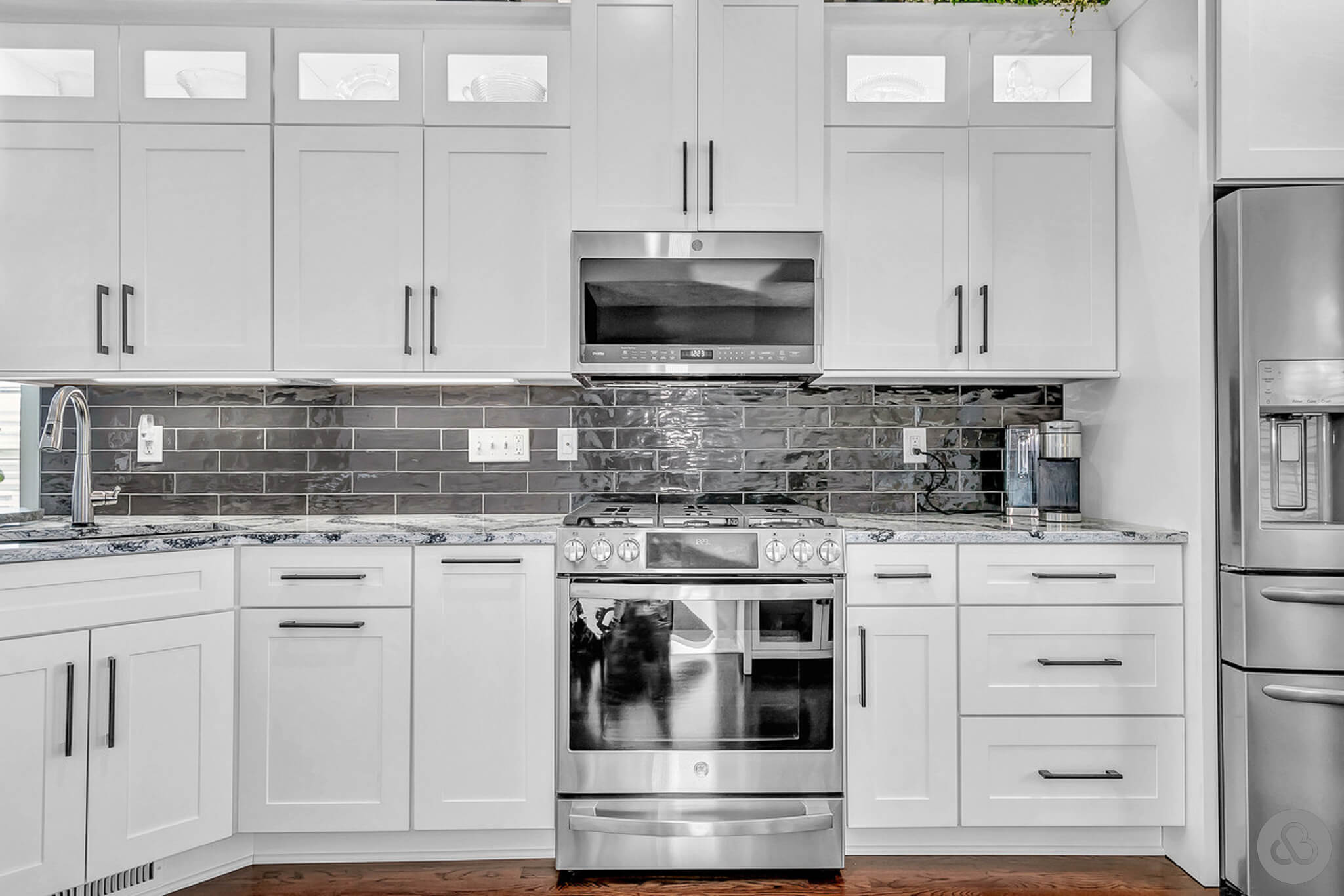 Luxury Kitchen Remodeling Contractor Lansing MI - Custom Built